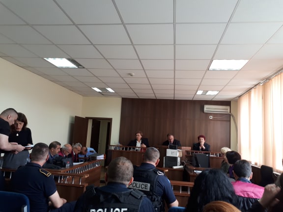 Prokurorja thotë të jetë njoftuar nga dy të burgosur se e kishin ...