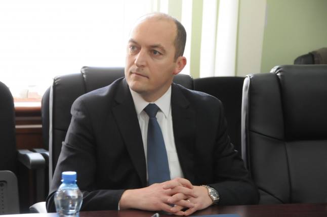 Jep dorëheqje gjykatësi i Gjykatës Kushtetuese, Bekim Sejdiu - Betimi ...