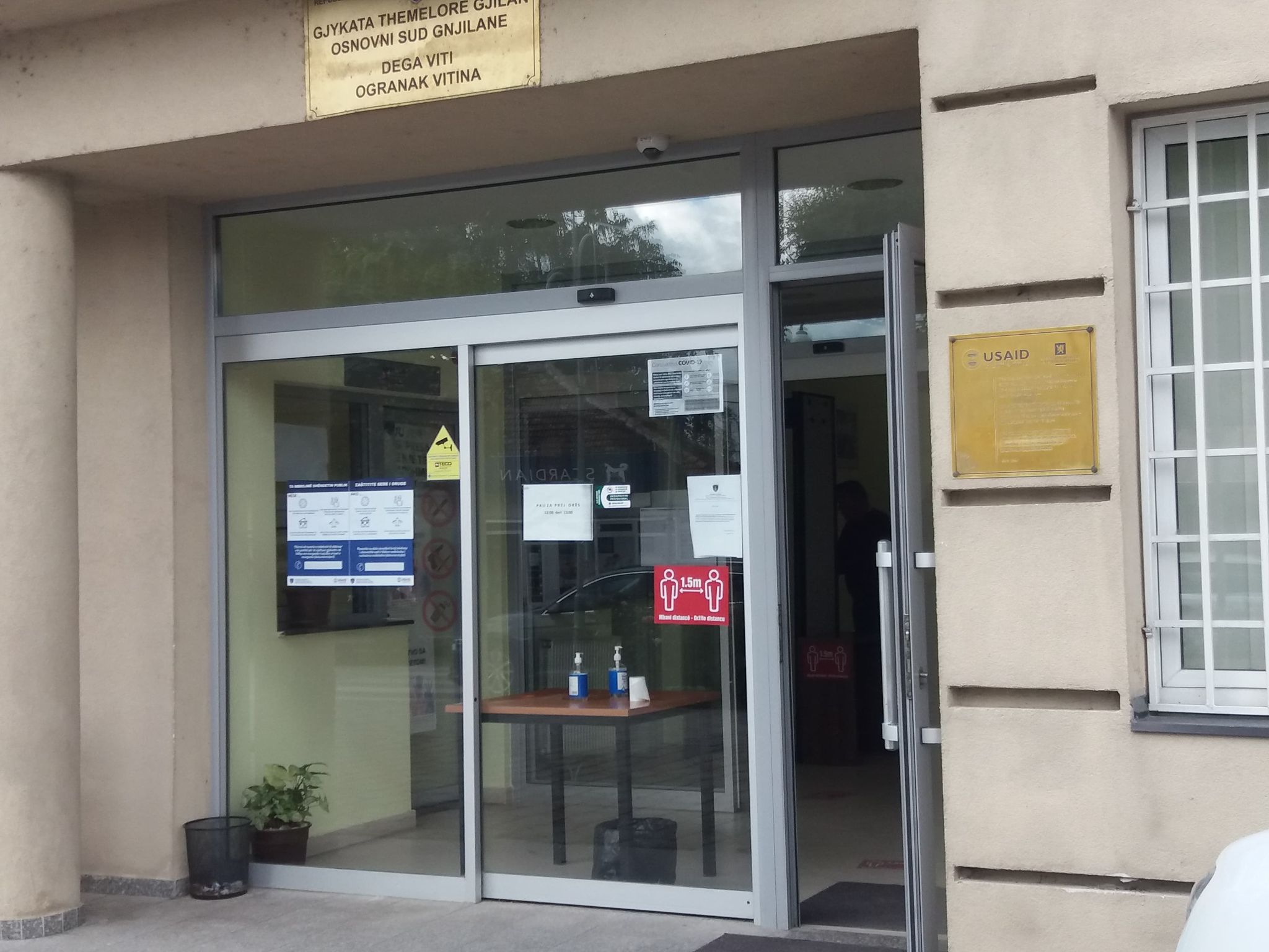 Arrihet pajtim gjyqësor në mes të paditësit dhe “Sigkos” e “BKS” për ...