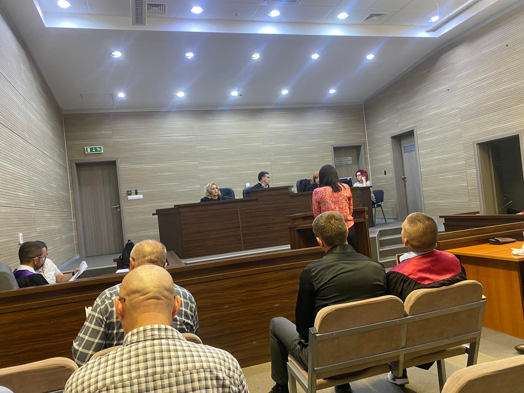 Gjykimi për korrupsion, zyrtarja e Komunës së Malishevës thotë se ...