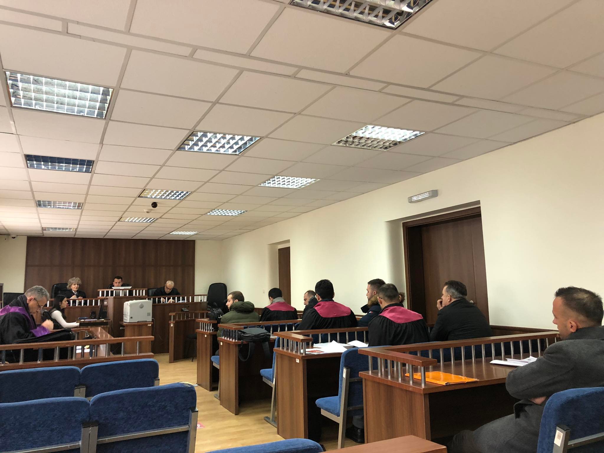 Dëshmitari thotë se ka pasur mundësi të ketë defekt teknik gjatë ...