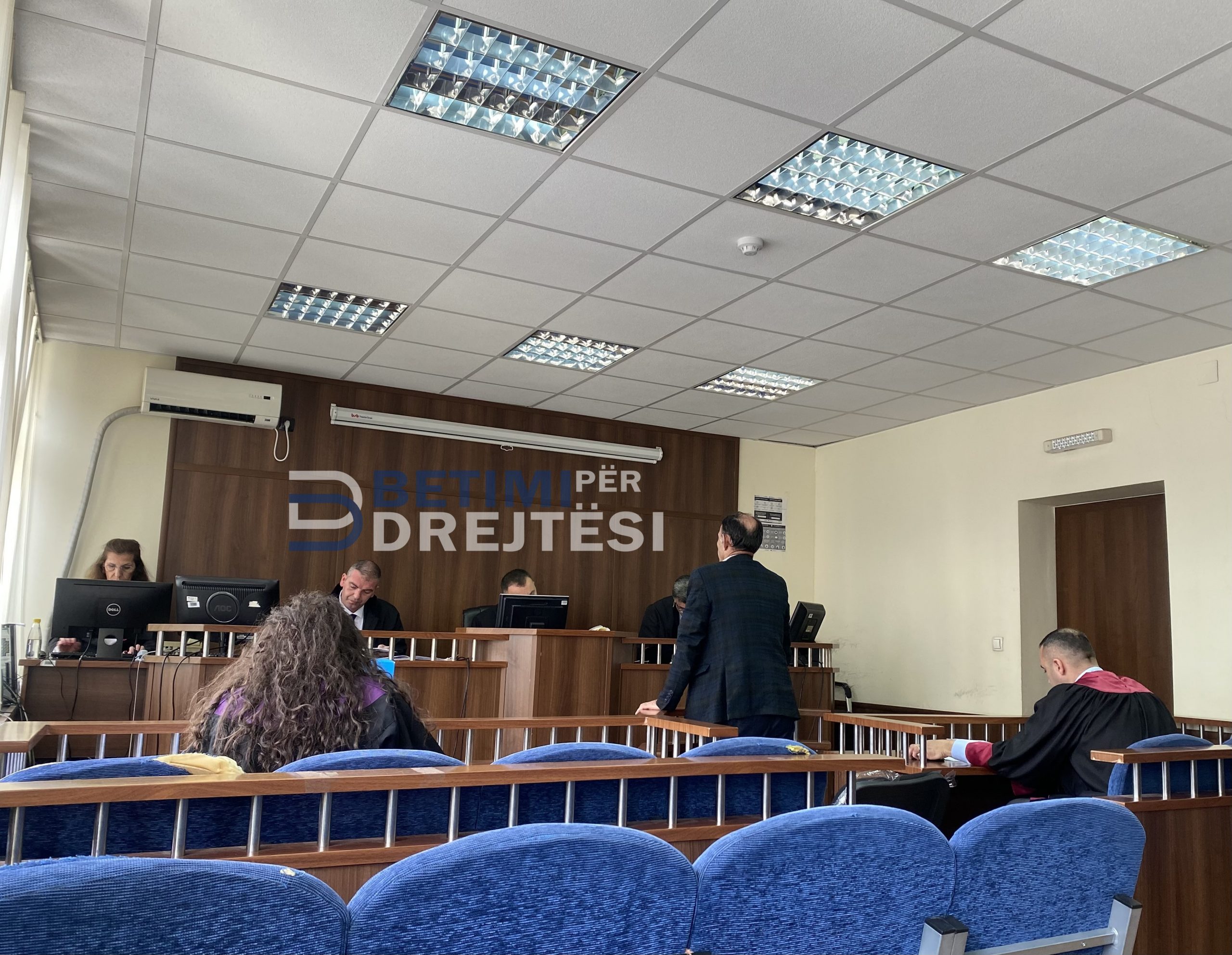 Gjykimi për korrupsion, dëshmitari sqaron se a mund të pajiset një ...