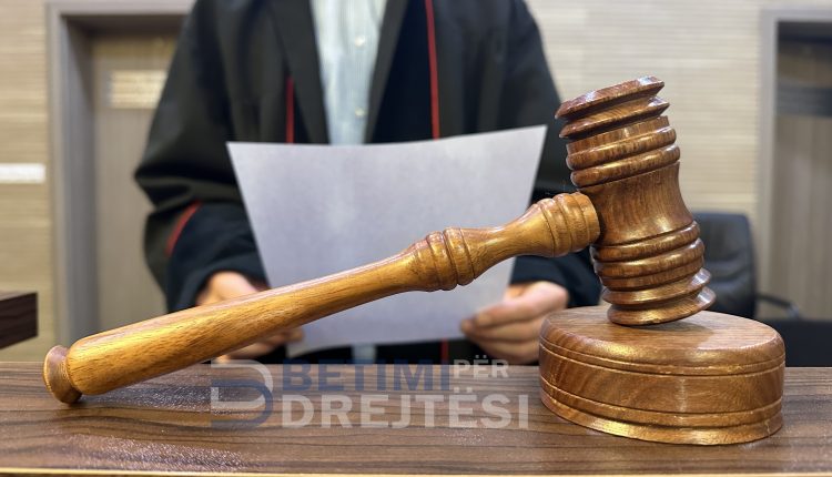 Hudhet aktakuza për korrupsion, u ngrit pasi kishte ndodhur parashkrimi ...