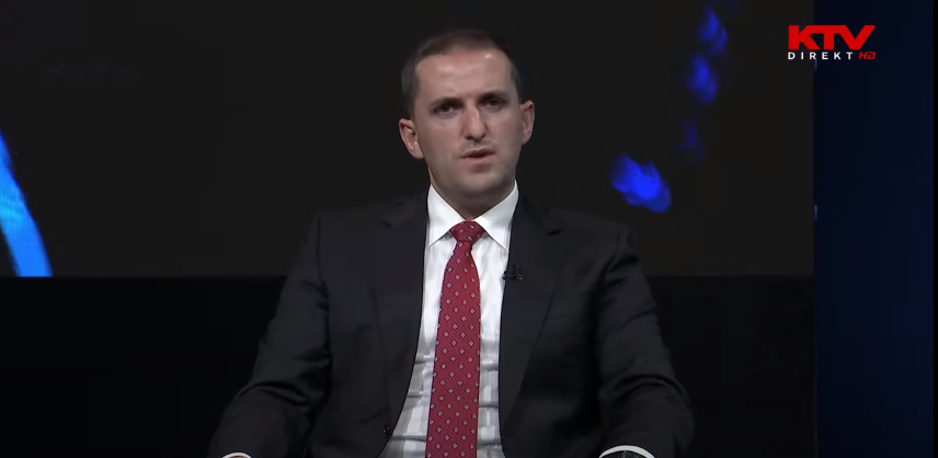 Avokati Fetahu numëron shkeljet kushtetuese të Qeverisë - Betimi për ...