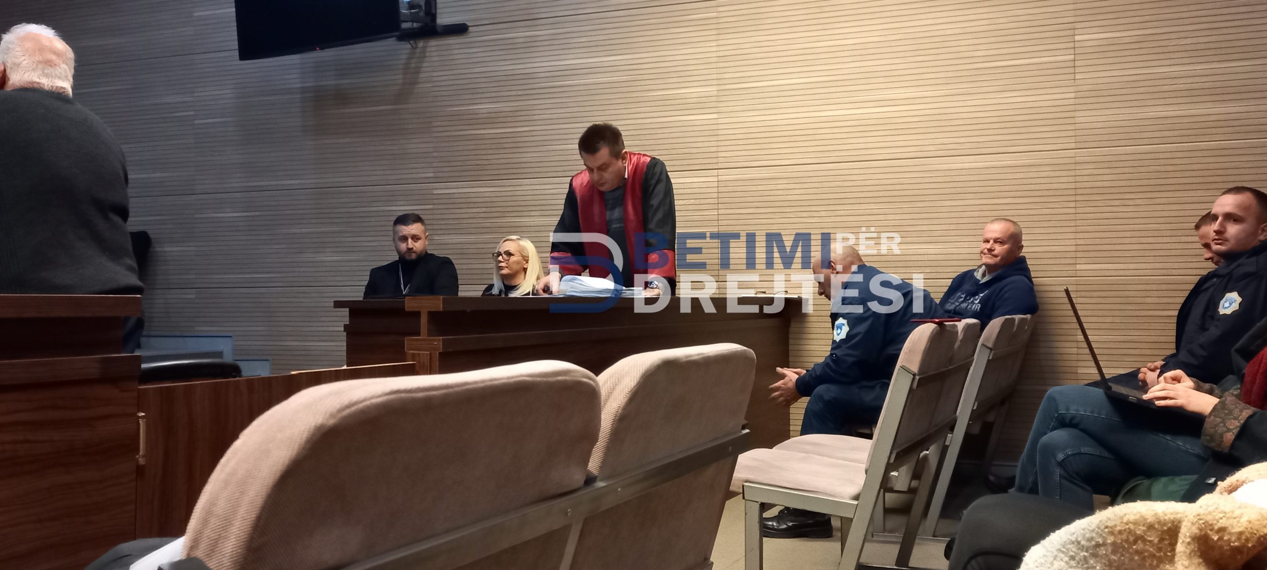 Dëshmitari për të akuzuarin për krime lufte: Askush nuk ka mujt me shku ...