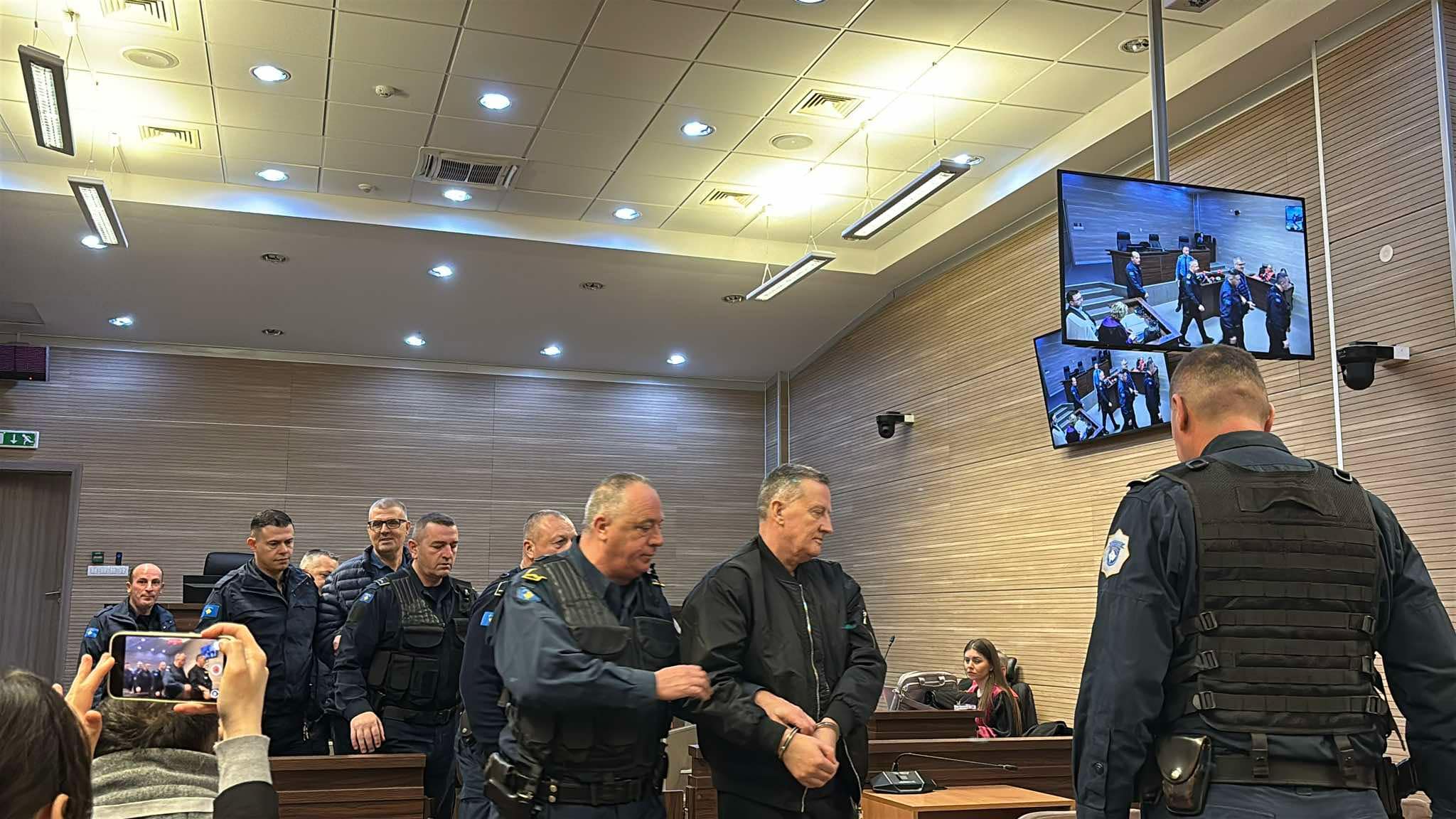 Bedri Shabani dhe Muharrem Qerimi deklarohen të pafajshëm për spiunazh ...