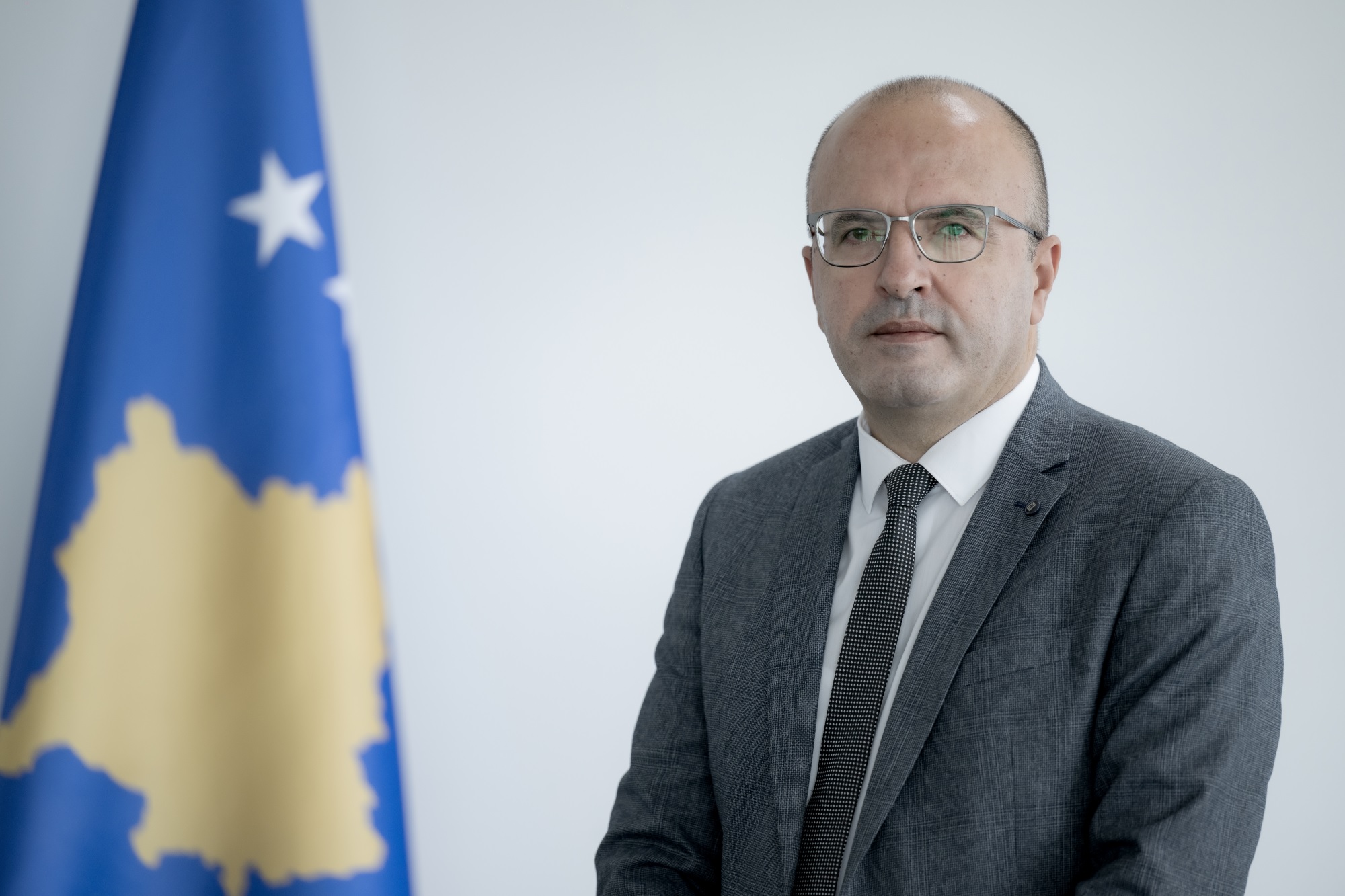 Dul Gjocaj zgjidhet drejtor i Njësisë së Inspektimit Gjyqësor - Betimi ...