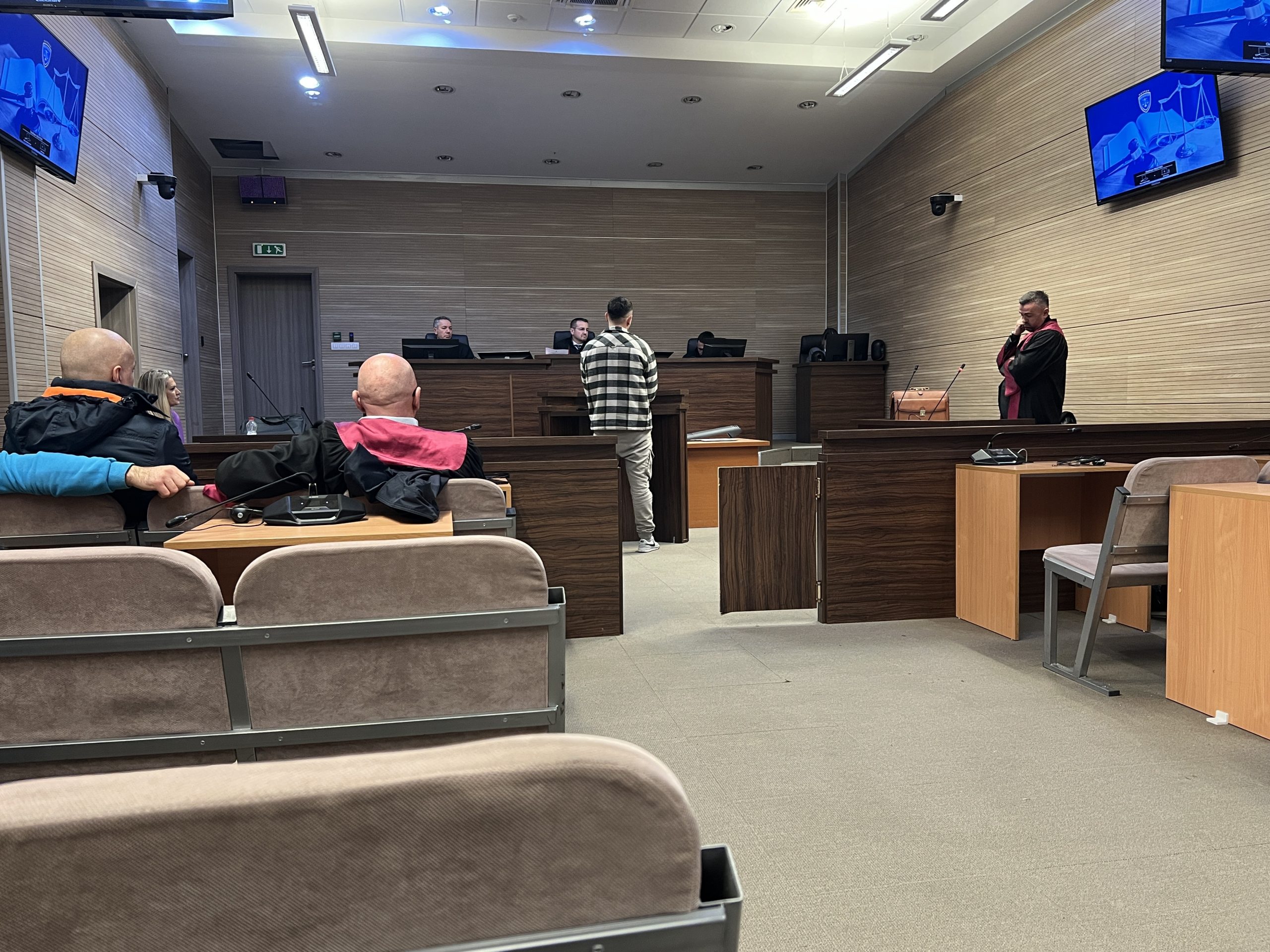 Prokurorja thotë se vdekja e viktimës u shkaktua nga gjakderdhja shkaku ...